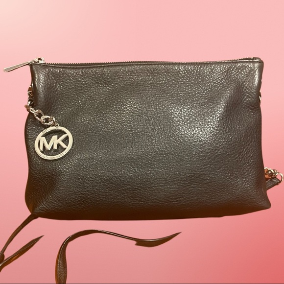 Michael Kors | Bags | Michael Kors Black Leather Crossbody With Charm ...